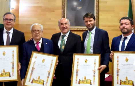 Algeciras rinde homenaje al Profesor Ángel Estella – Facultad de Medicina